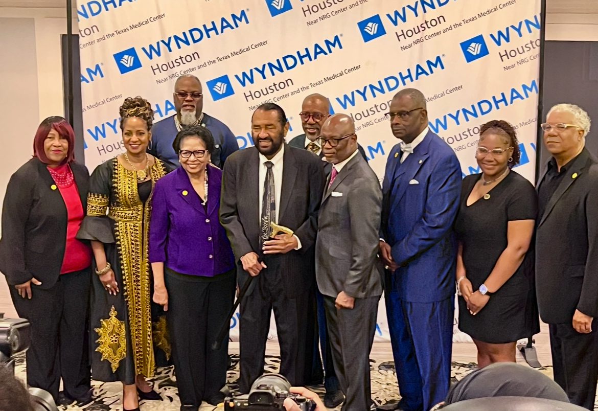 Al Green calls on Congress to honor victims of slavery - Courier Texas